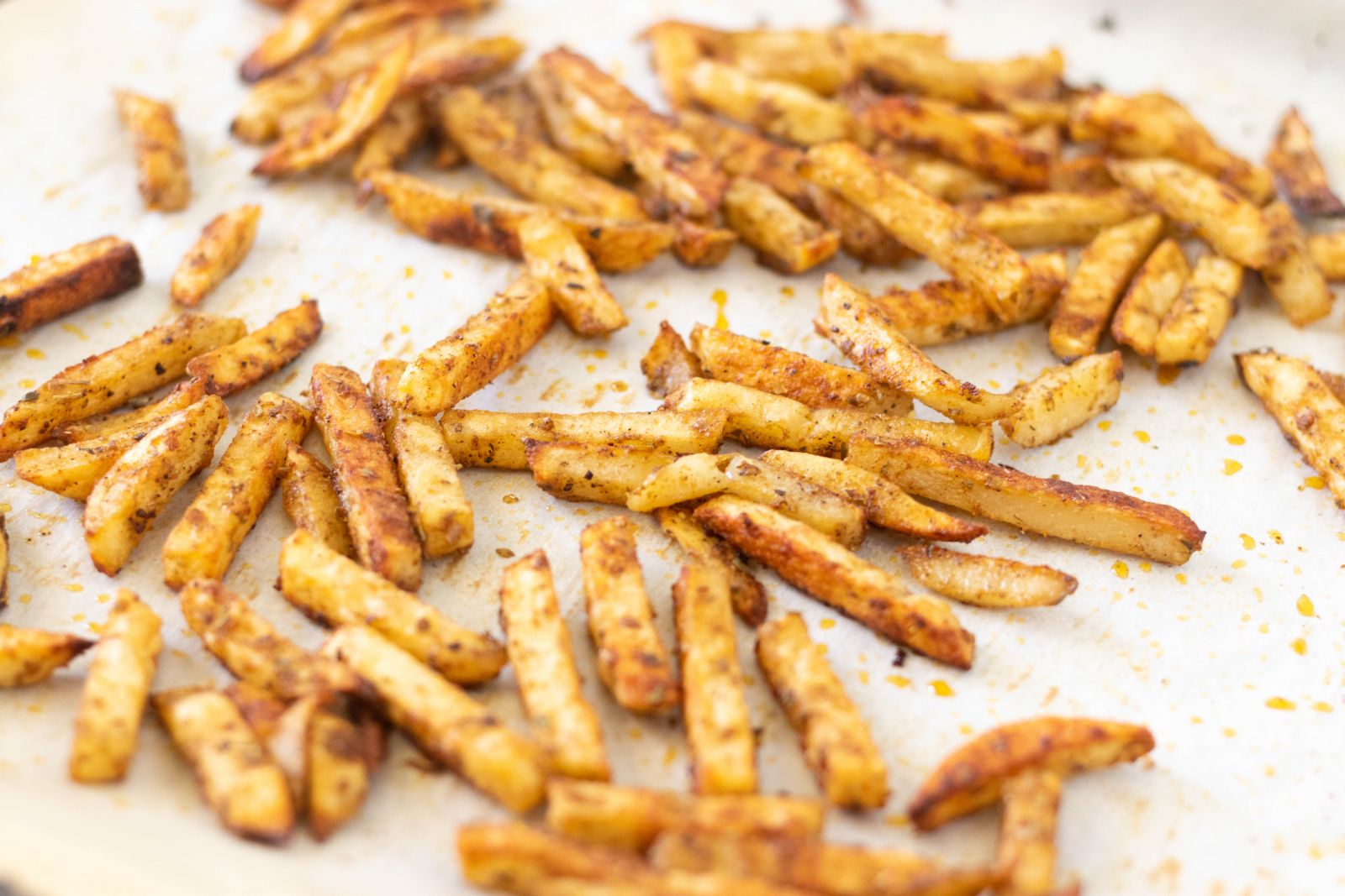 The Kollee Kitchen | Spicy Baked Fries